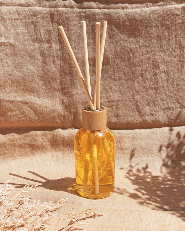 Botanica Reed Diffusers- Oud Wood + Musk - Heavenly Bliss Beauty